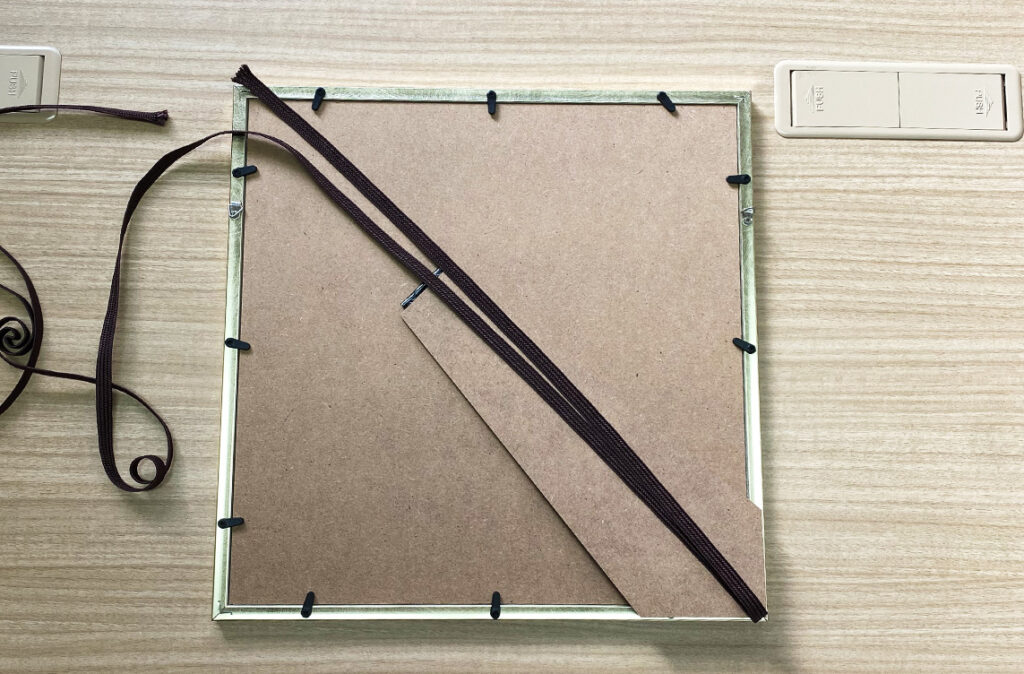 フレーム・額 紐の結び方 簡単にきれいに結ぶ - WINGSTORE